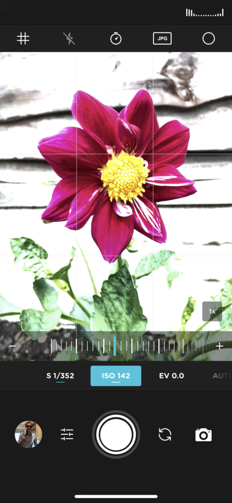 Review: Moment Camera - turn your iPhone into a mini-DSLR - TapSmart